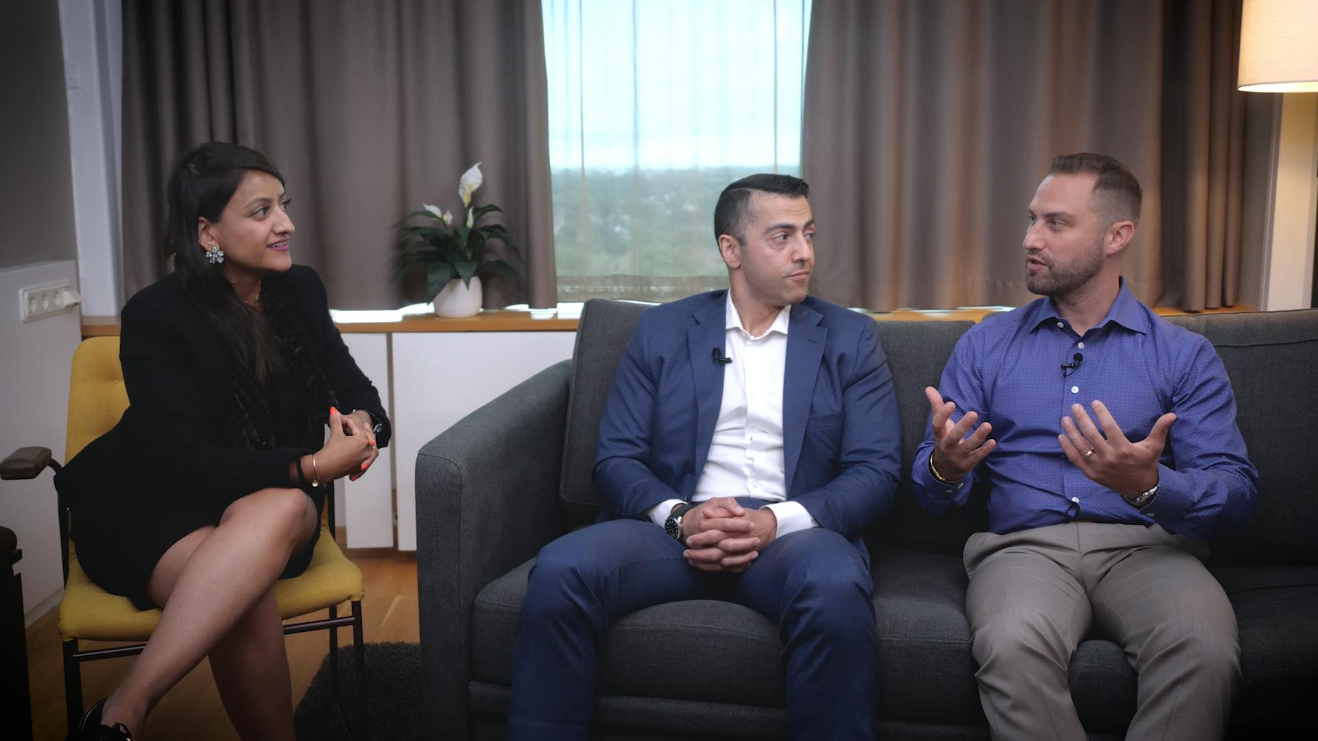 Real-World Treatment-Naïve Case: Bilateral Advanced DME Treated with ...