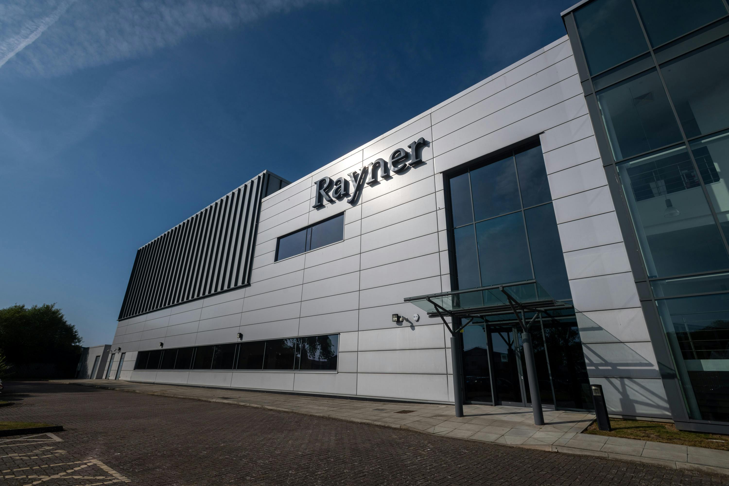 Rayner Expands IOL Manufacturing Capacity to Meet Growing Demand - Eyewire+
